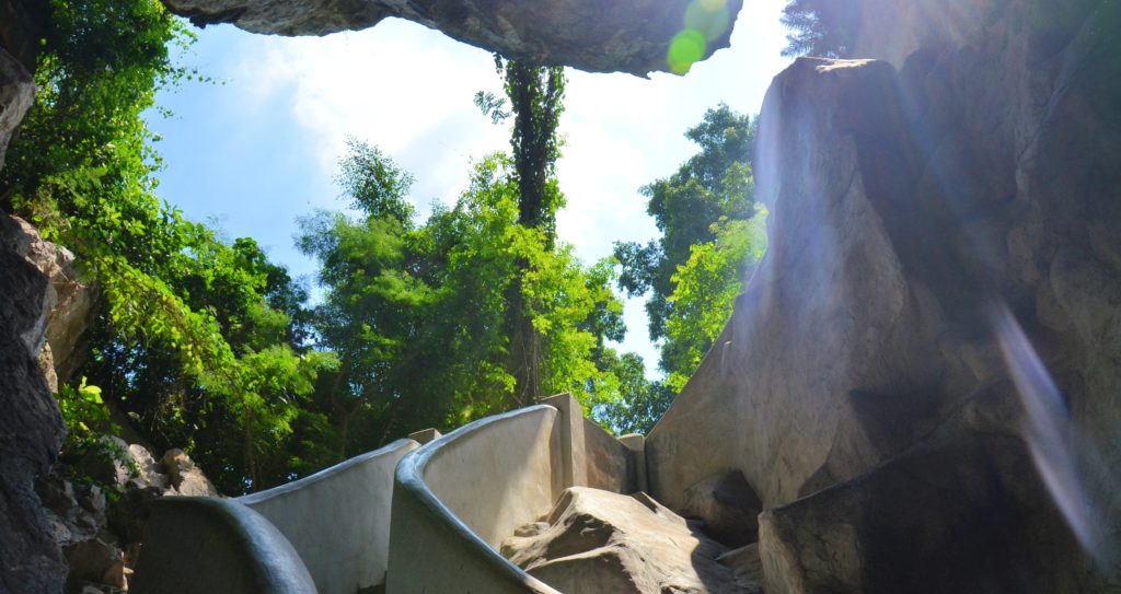 Perak Cave Temple's beauty - Part III: The Ascension | Ipoh Secrets